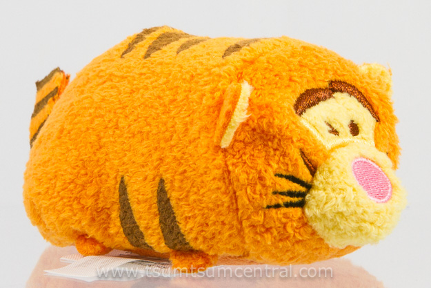 Left Wink Tigger (Expressions) at Tsum Tsum Central
